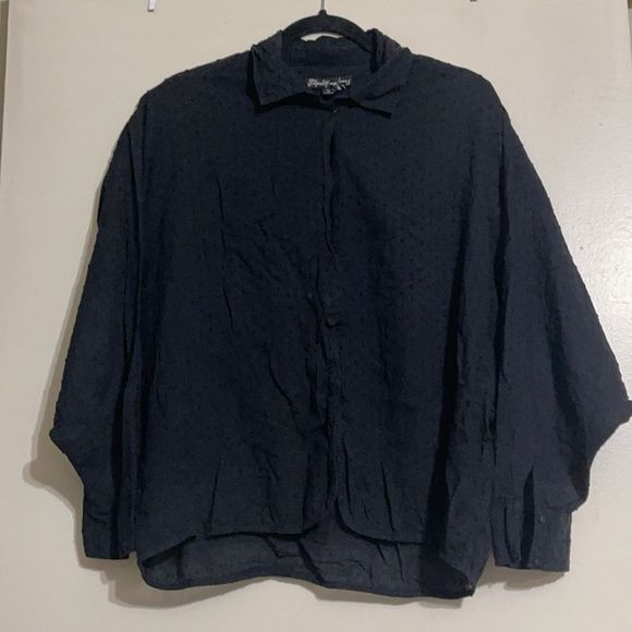 Elizabeth and James | Tops | Elizabeth James Textured Top | Poshmark